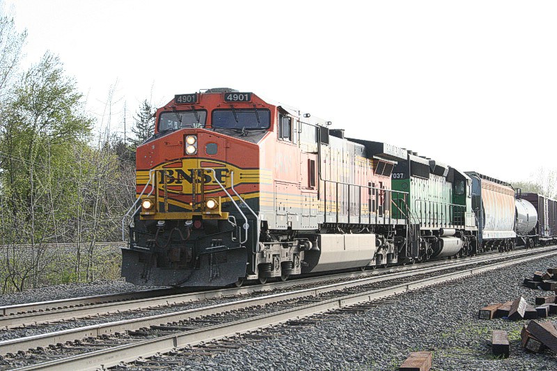 BNSF 4901